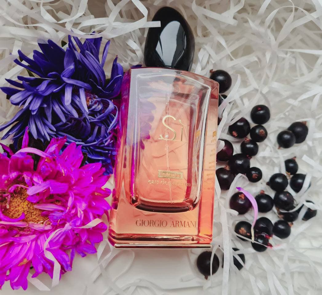 Sì Intense 2021 Giorgio Armani - Raspiv